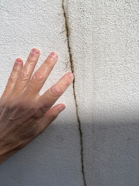 A Structural Engineers General Inspection Report (GSI) Streatham, South ...